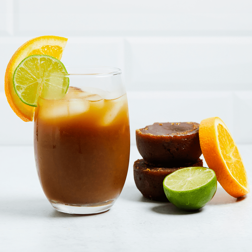 Chicha de Raspadura con Naranja - Esencias Panamenas